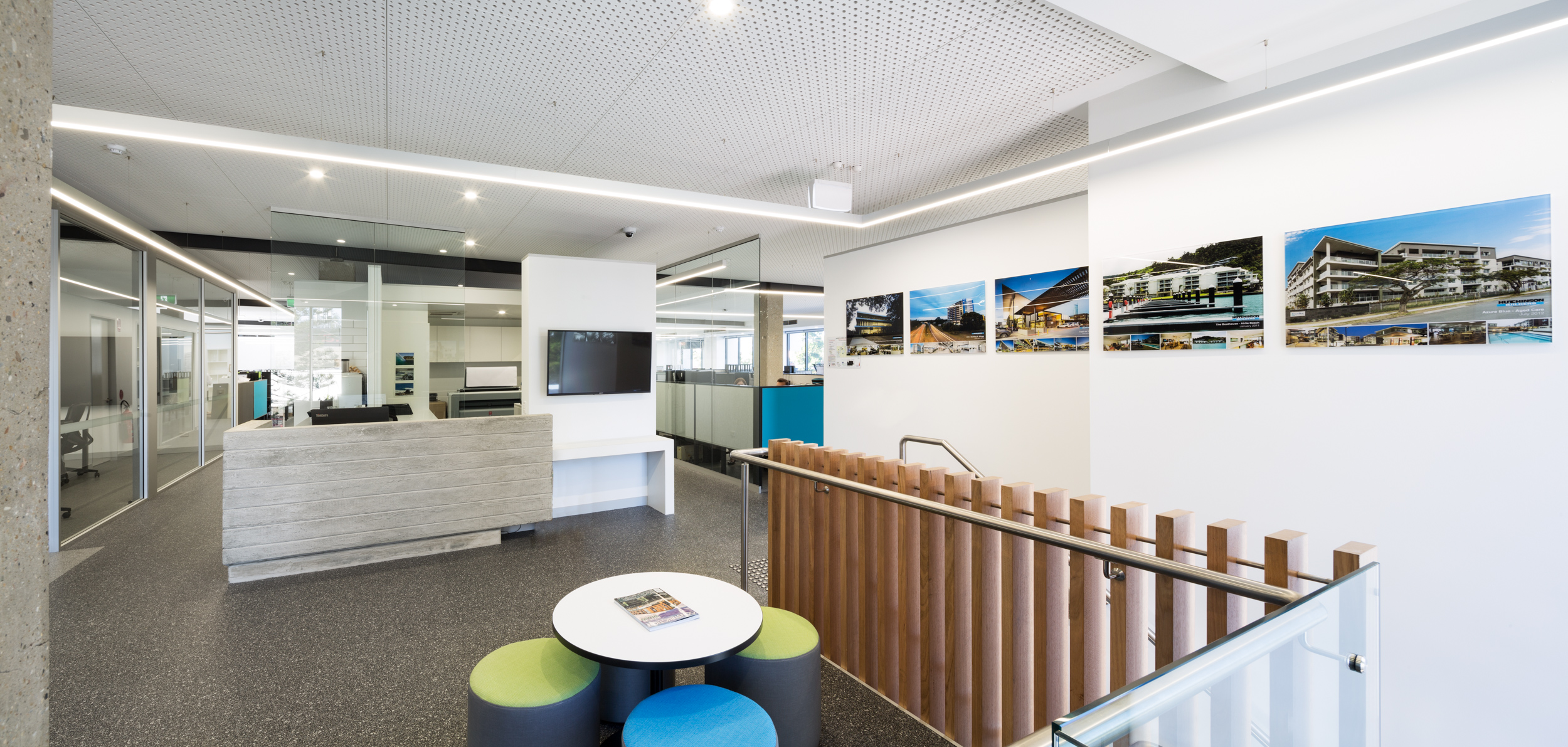 Hutchinson Builder's Office - Digilin